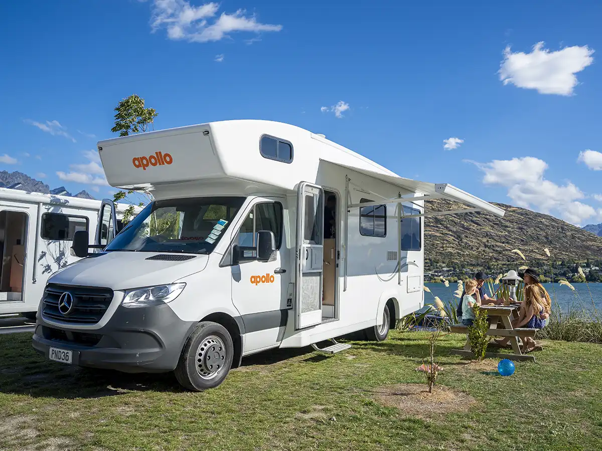 Apollo 6 Berth Euro Deluxe